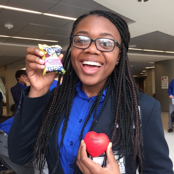 Sarah Embrey's Instagram, Twitter & Facebook on IDCrawl