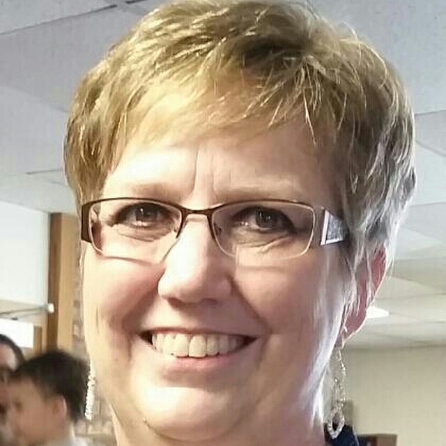 Michelle Lax's Instagram, Twitter & Facebook on IDCrawl