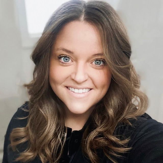 Ashley Koons's Instagram, Twitter & Facebook on IDCrawl