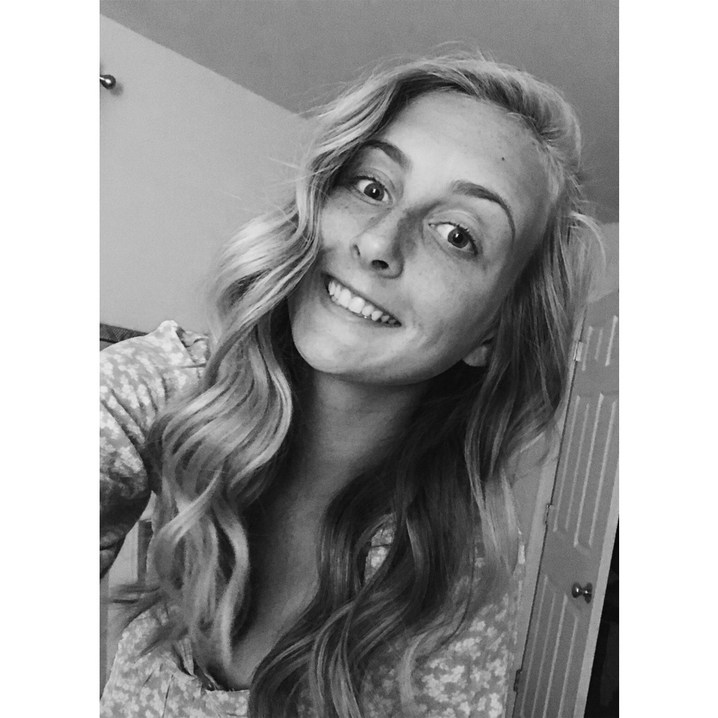 Lily Rutledge's Instagram, Twitter & Facebook on IDCrawl