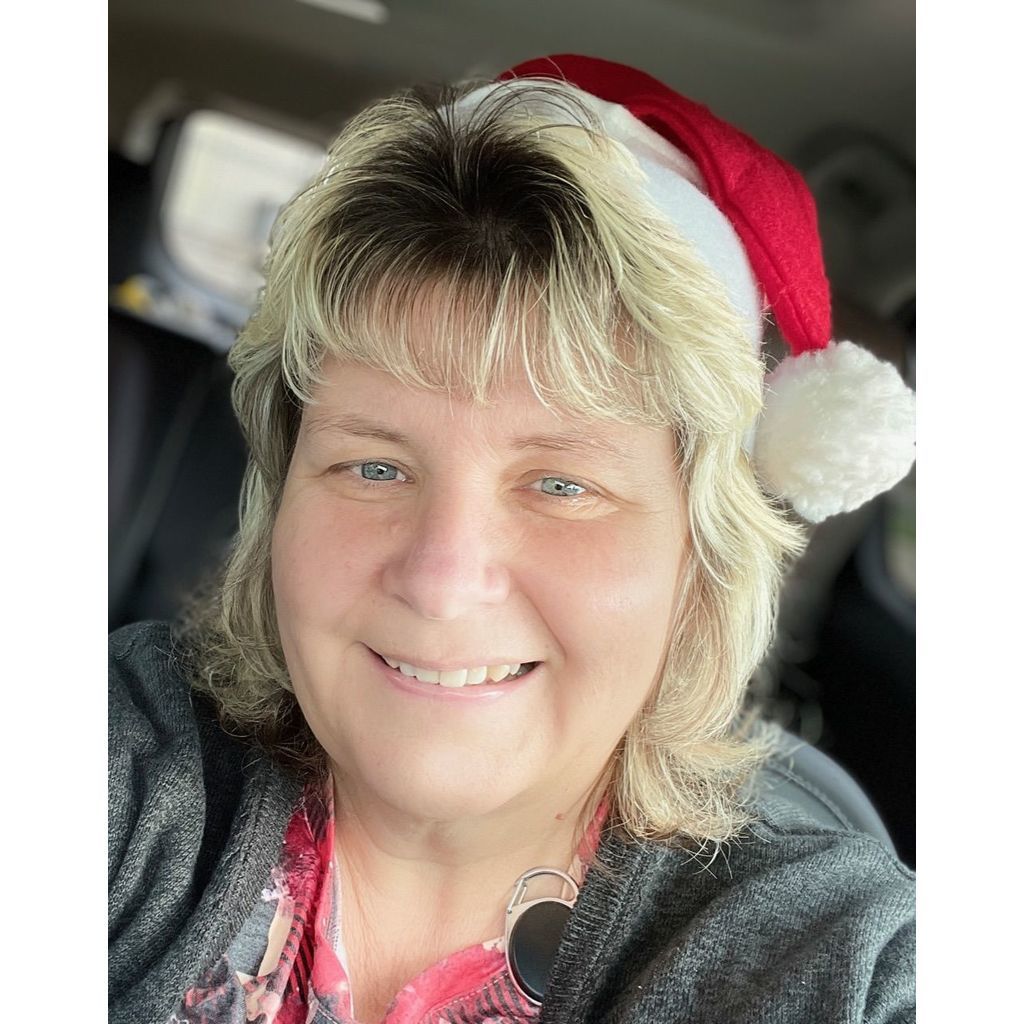 Michelle Crawley's Instagram, Twitter & Facebook on IDCrawl