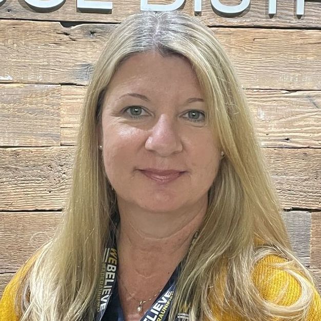 Amanda Bertram's Instagram, Twitter & Facebook on IDCrawl