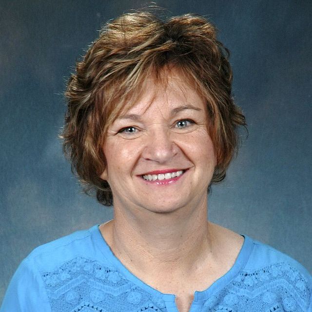 Laurie Crowe's Instagram, Twitter & Facebook on IDCrawl