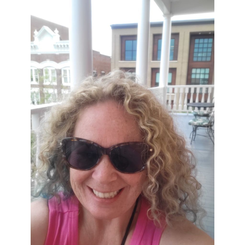 Lisa Boldt's Instagram, Twitter & Facebook on IDCrawl