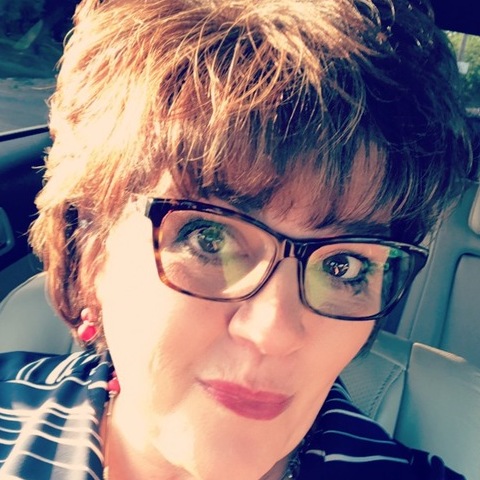 Paula Loeffler's Instagram, Twitter & Facebook on IDCrawl