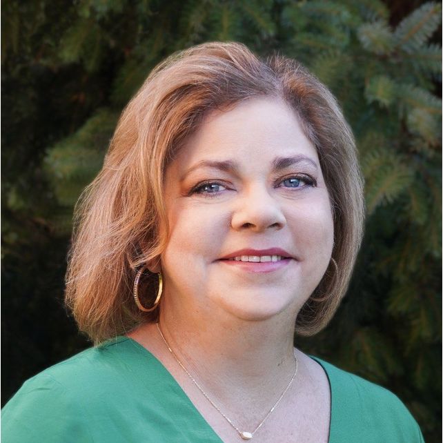 Stephanie Rush's Instagram, Twitter & Facebook on IDCrawl