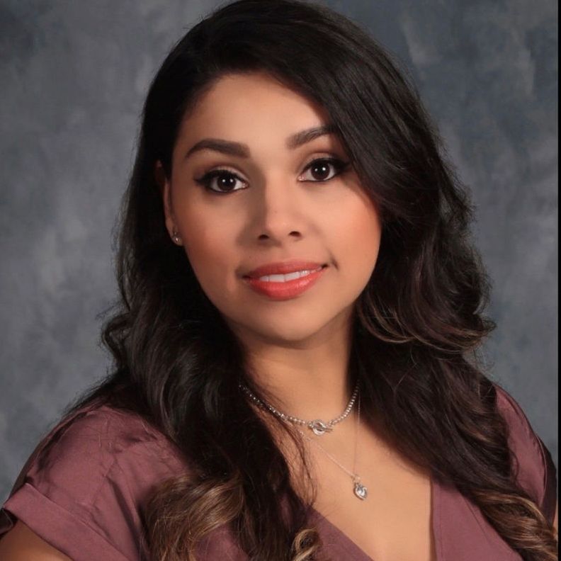 Charlotte Grindstaff's Instagram, Twitter & Facebook on IDCrawl