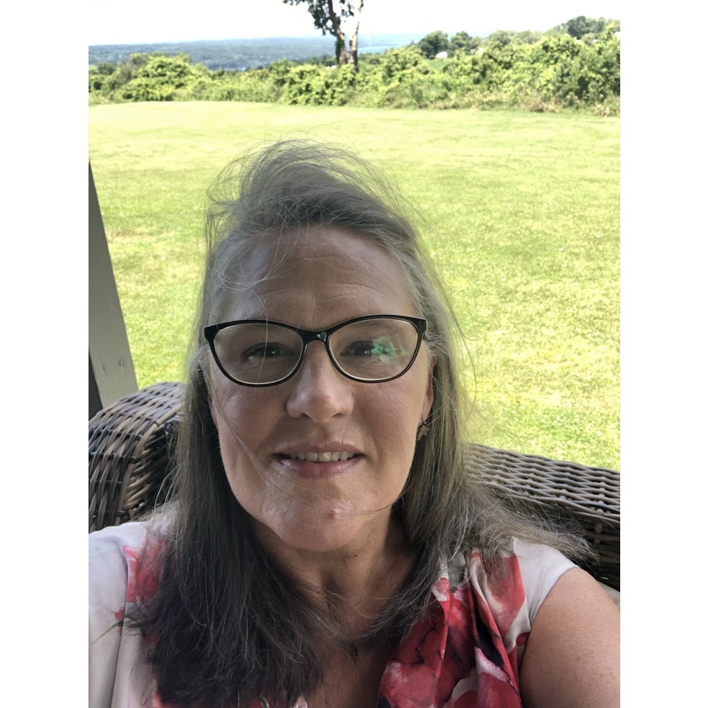 Michelle Holthaus's Instagram, Twitter & Facebook on IDCrawl