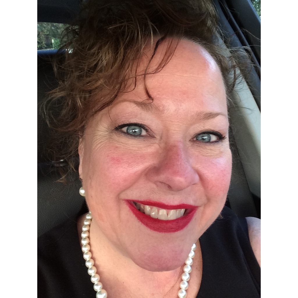 Lindsey Sayers's Instagram, Twitter & Facebook on IDCrawl