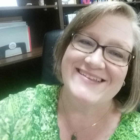 Katie Litton's Instagram, Twitter & Facebook on IDCrawl