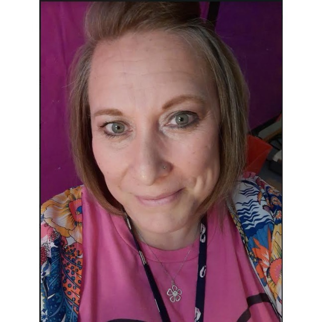 Jennifer Emrich's Instagram, Twitter & Facebook on IDCrawl