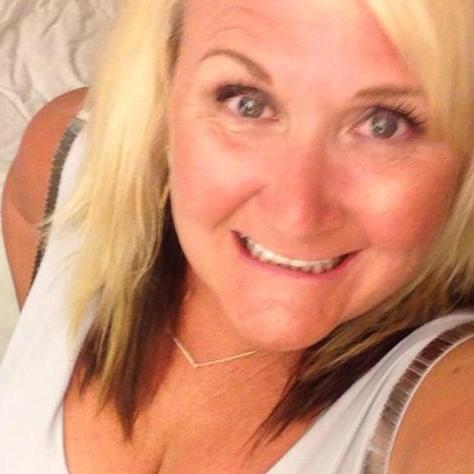 Paula Loeffler's Instagram, Twitter & Facebook on IDCrawl