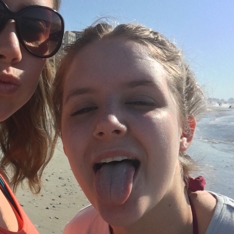 Samantha Hedges's Instagram, Twitter & Facebook on IDCrawl