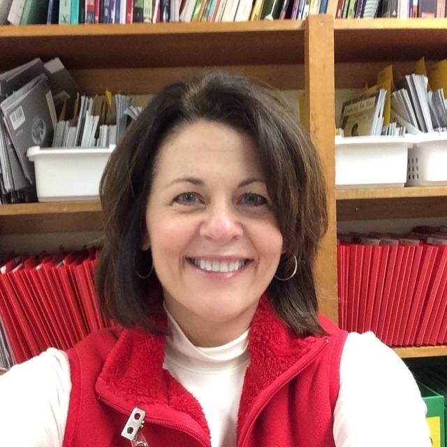 Christine Toth's Instagram, Twitter & Facebook on IDCrawl