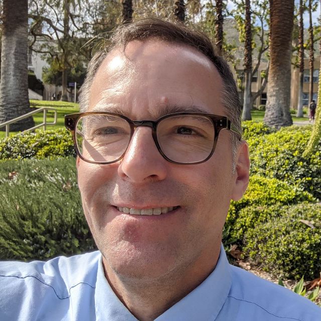 Kris Hatcher's Instagram, Twitter & Facebook on IDCrawl