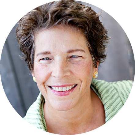 Lora Cooper's Instagram, Twitter & Facebook on IDCrawl