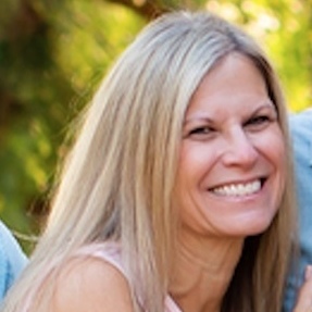 Sara Loeffler's Instagram, Twitter & Facebook on IDCrawl