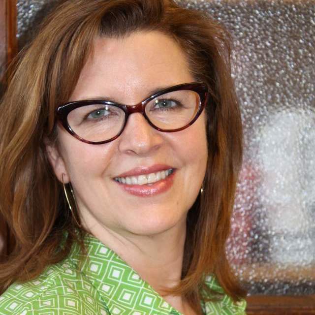 Stacey Buck's Instagram, Twitter & Facebook on IDCrawl