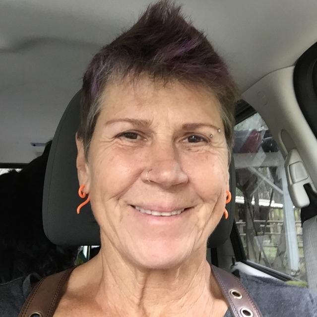 Jen Larsen's Instagram, Twitter & Facebook on IDCrawl