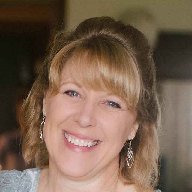 Stephanie Stricker's Instagram, Twitter & Facebook on IDCrawl