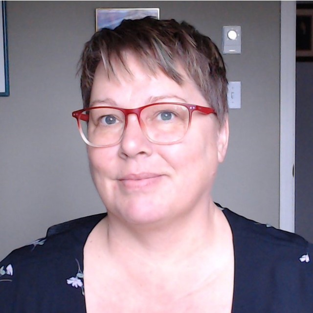 Rebecca Stent's Instagram, Twitter & Facebook on IDCrawl