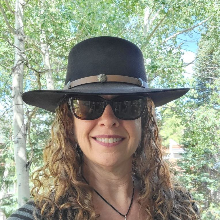 Traci Ciccone's Instagram, Twitter & Facebook on IDCrawl