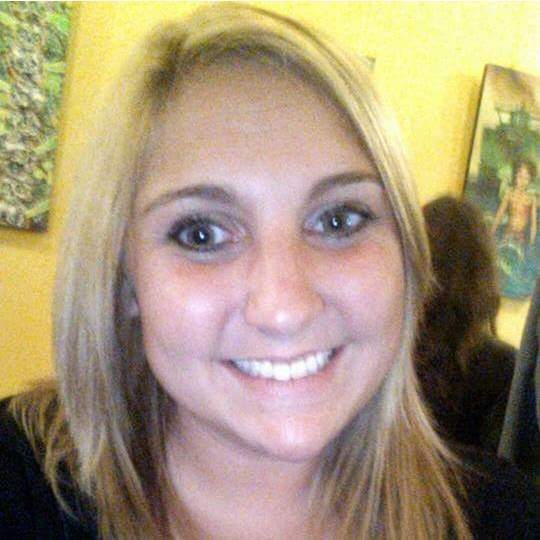 Lisa Cahall's Instagram, Twitter & Facebook on IDCrawl