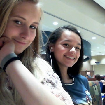 Julia Drozd's Instagram, Twitter & Facebook on IDCrawl