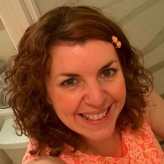 Lisa Starbuck's Instagram, Twitter & Facebook on IDCrawl