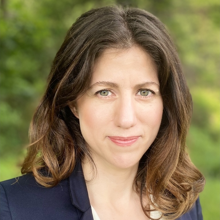 Sarah Whitaker's Instagram, Twitter & Facebook on IDCrawl