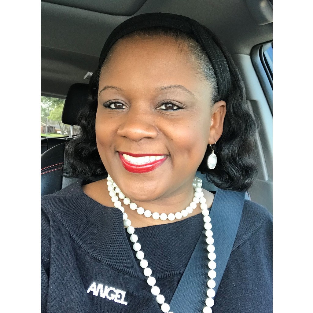 Holly Holleran's Instagram, Twitter & Facebook on IDCrawl