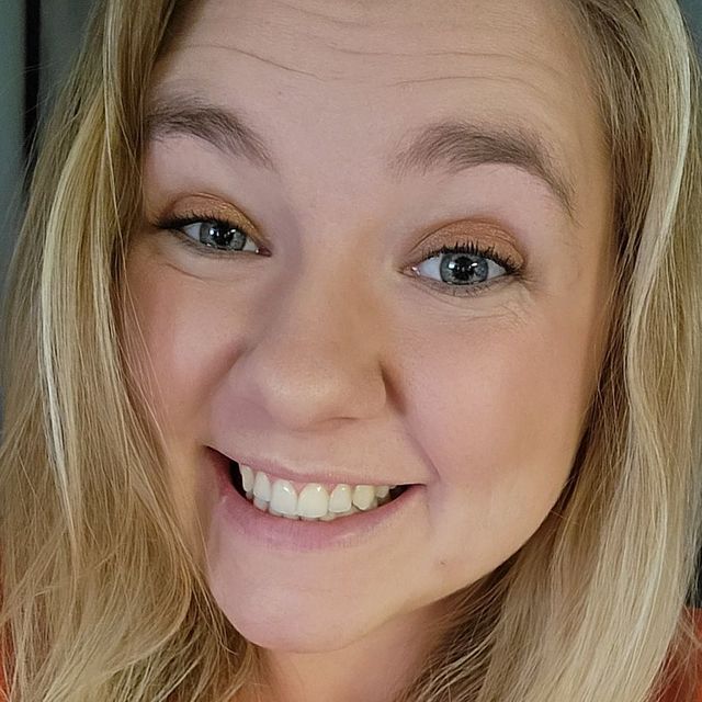 Michelle Maxfield's Instagram, Twitter & Facebook on IDCrawl