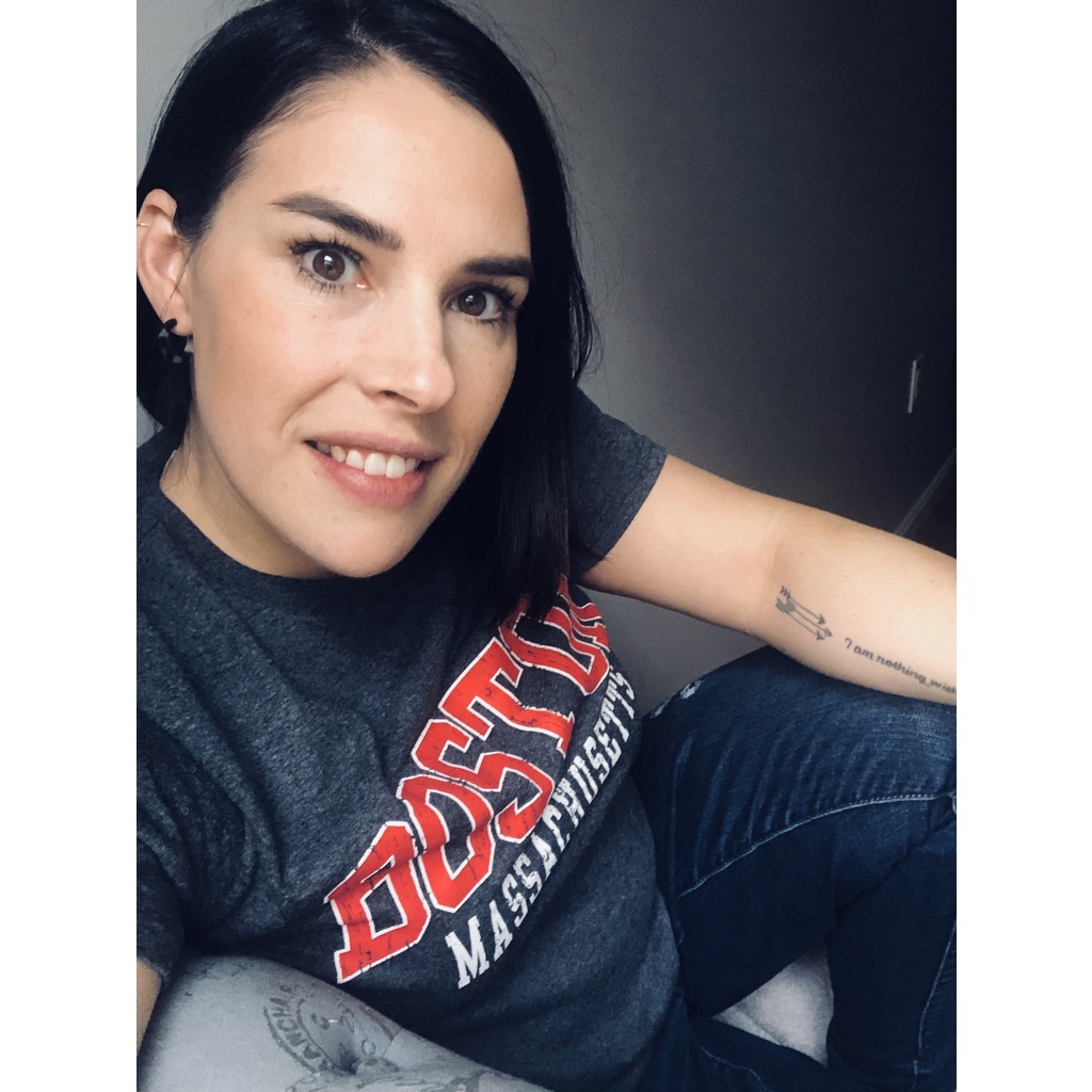 Kate Holz's Instagram, Twitter & Facebook on IDCrawl