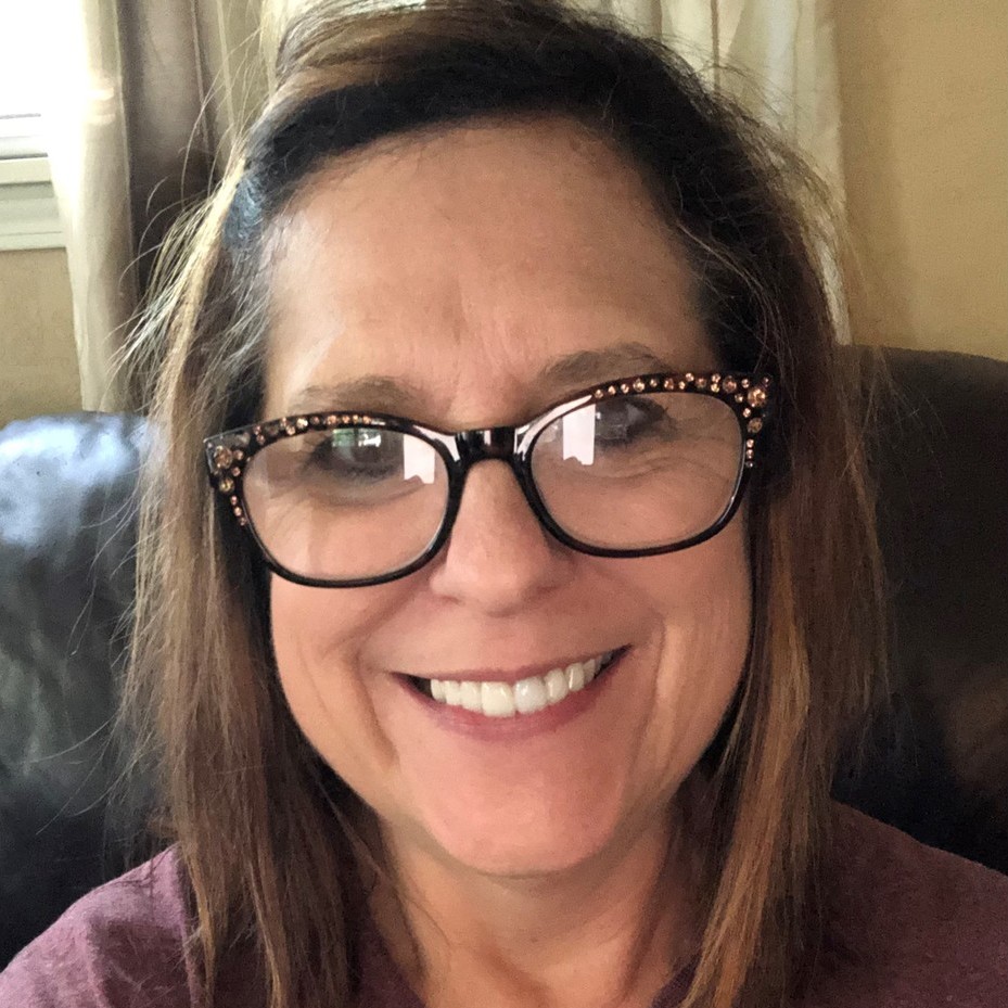 Tina Holub's Instagram, Twitter & Facebook on IDCrawl