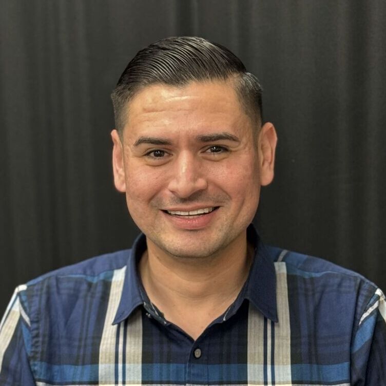 Lisa Pursley's Instagram, Twitter & Facebook on IDCrawl