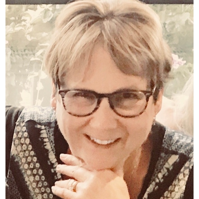 Sandy Houston's Instagram, Twitter & Facebook on IDCrawl