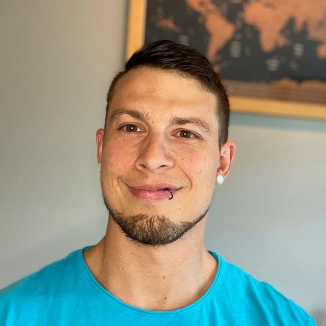 Riley Peters's Instagram, Twitter & Facebook on IDCrawl